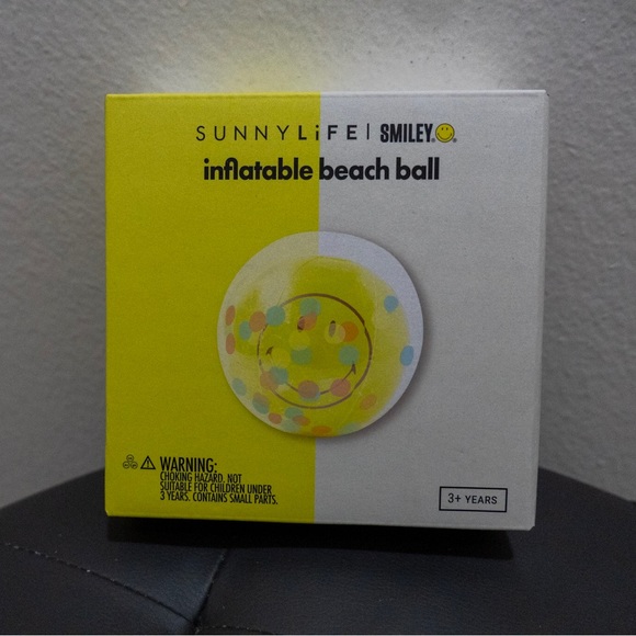 Sunnylife | Swim | Smiley Inflatable Beach Ball By Sunnylife Kidsadults ...